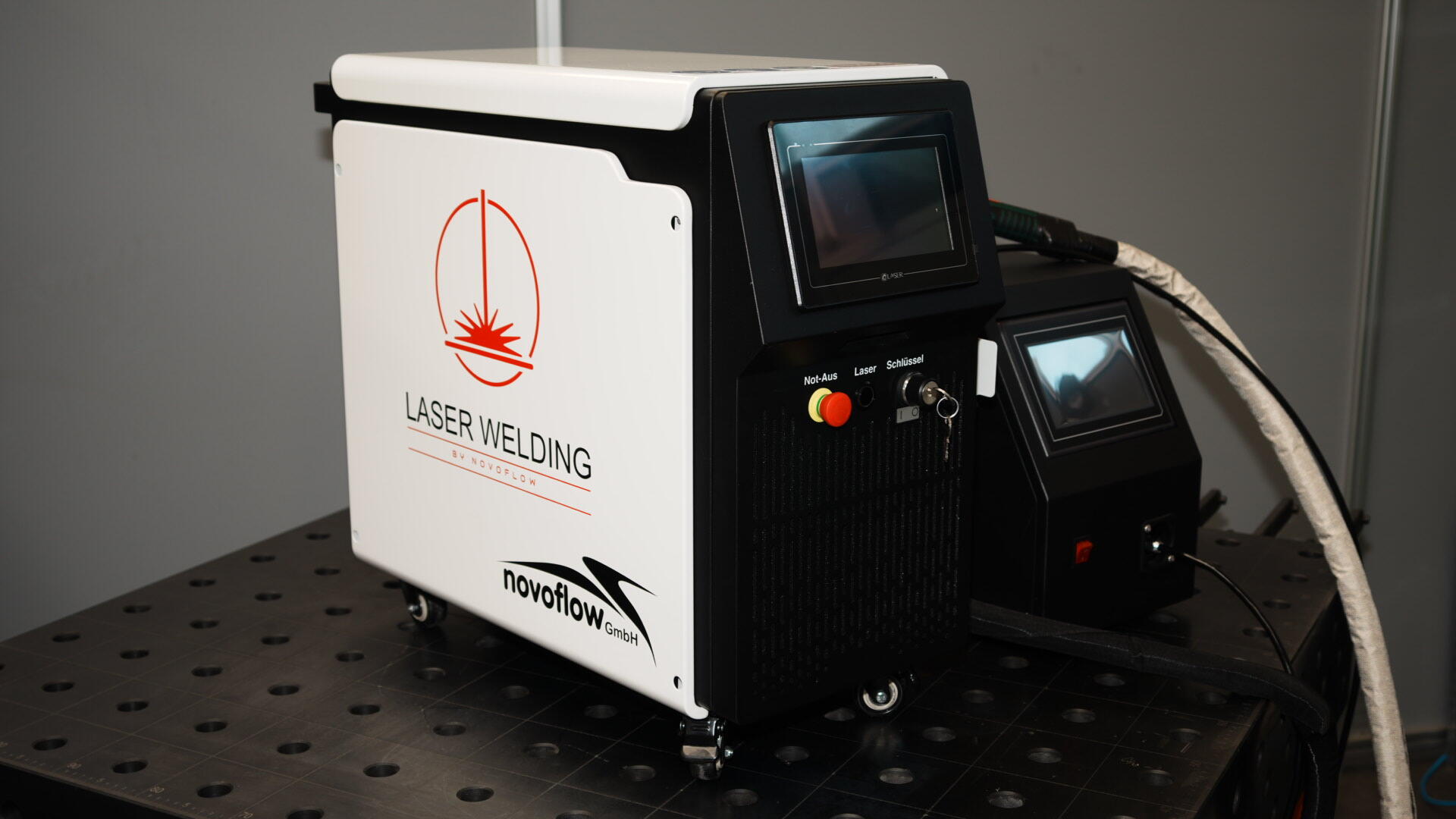 Laser Welding Machine NF-LWA-K 1500 - Laser Welding, Laser Cleaning & Filtration Solutions for ...